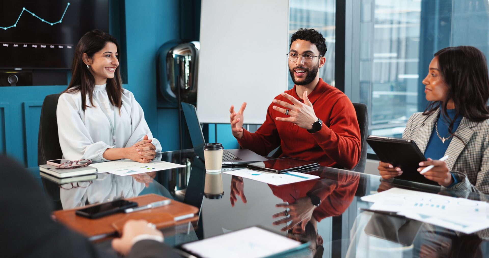 What Is Group Discussion: A Complete Guide